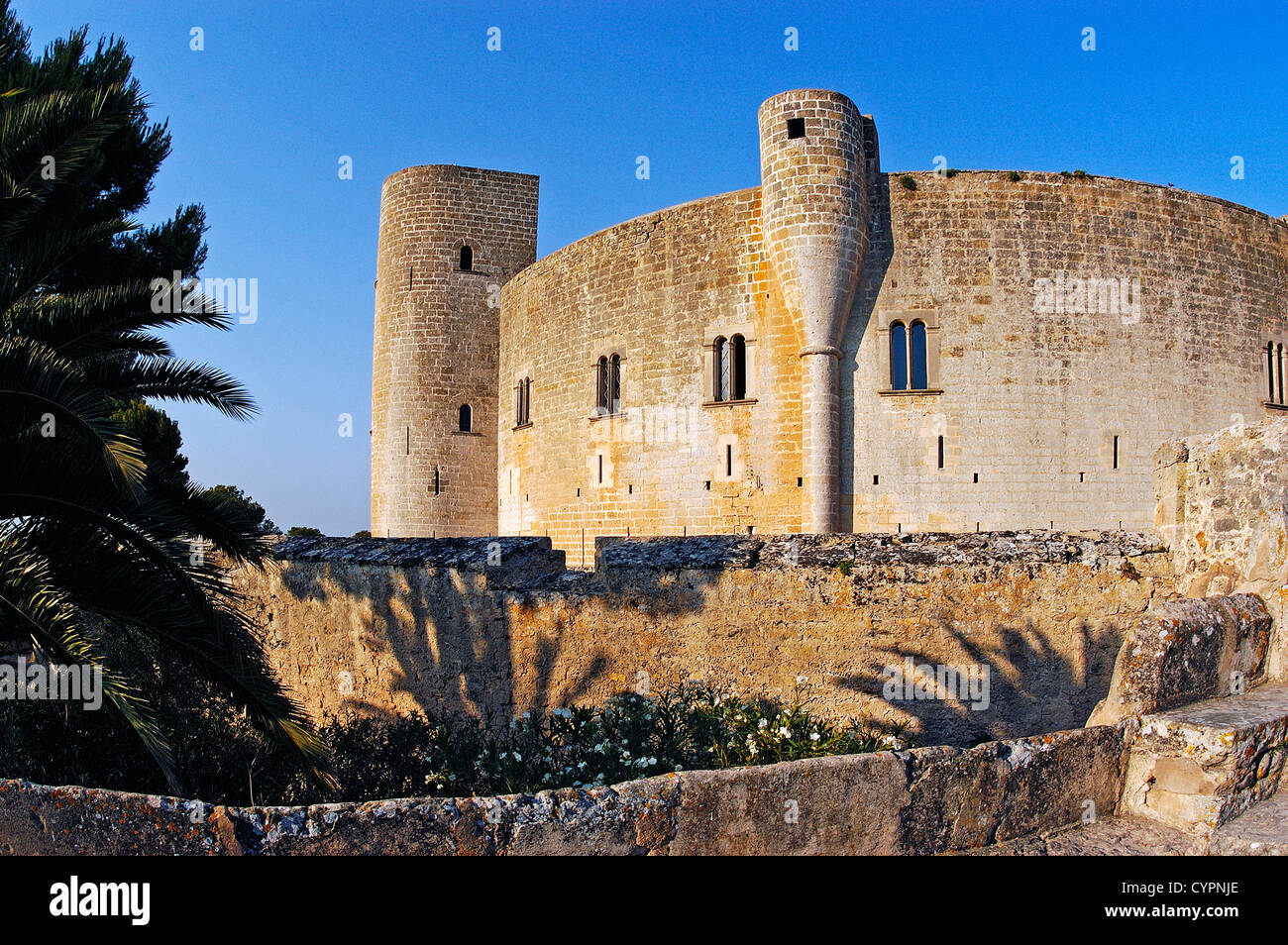Monumentos historicos de mallorca hi-res stock photography and images ...