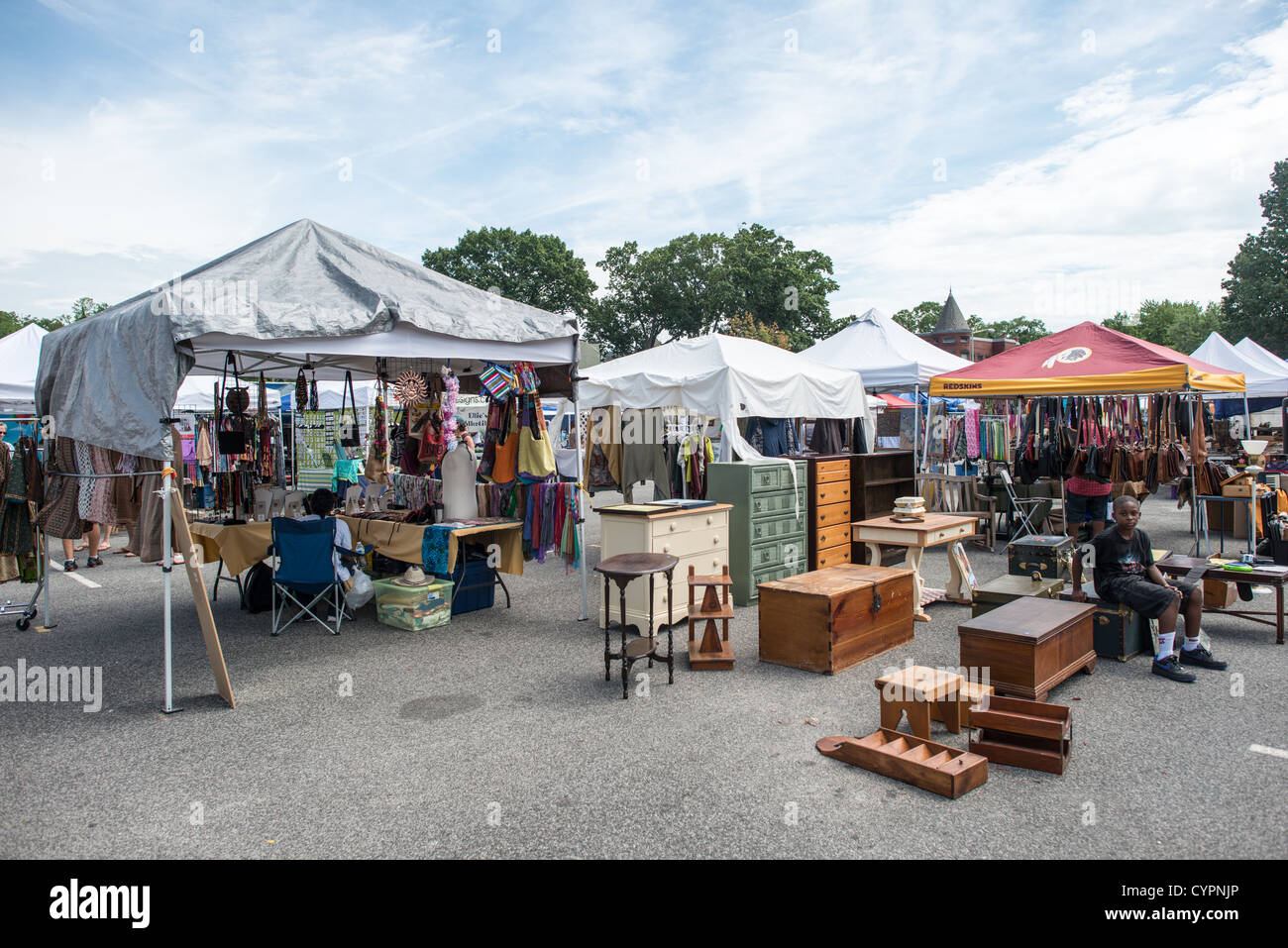 Neighborhood farmers markets hi-res stock photography and images - Alamy