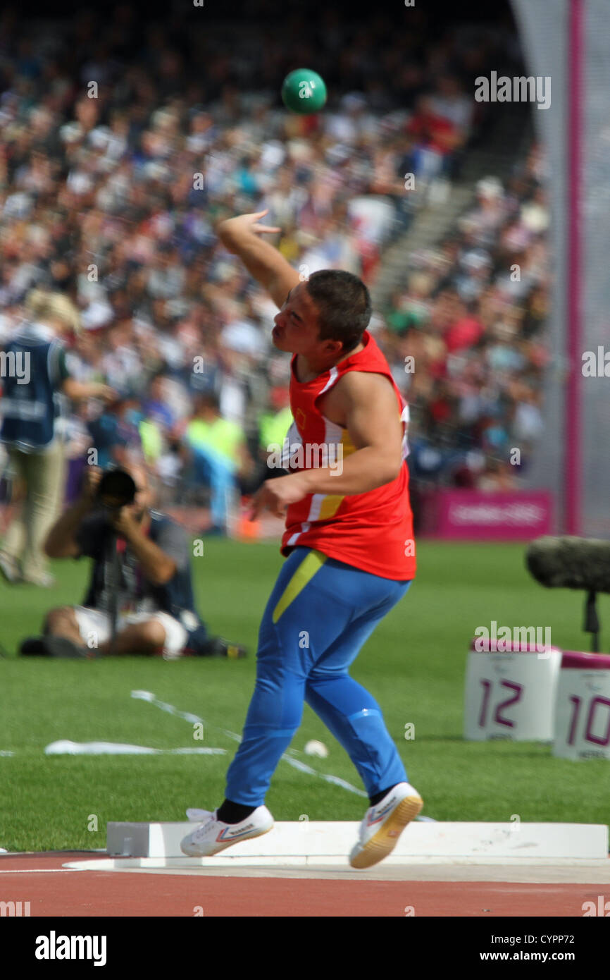 Shotput prosthetic leg hi-res stock photography and images - Alamy