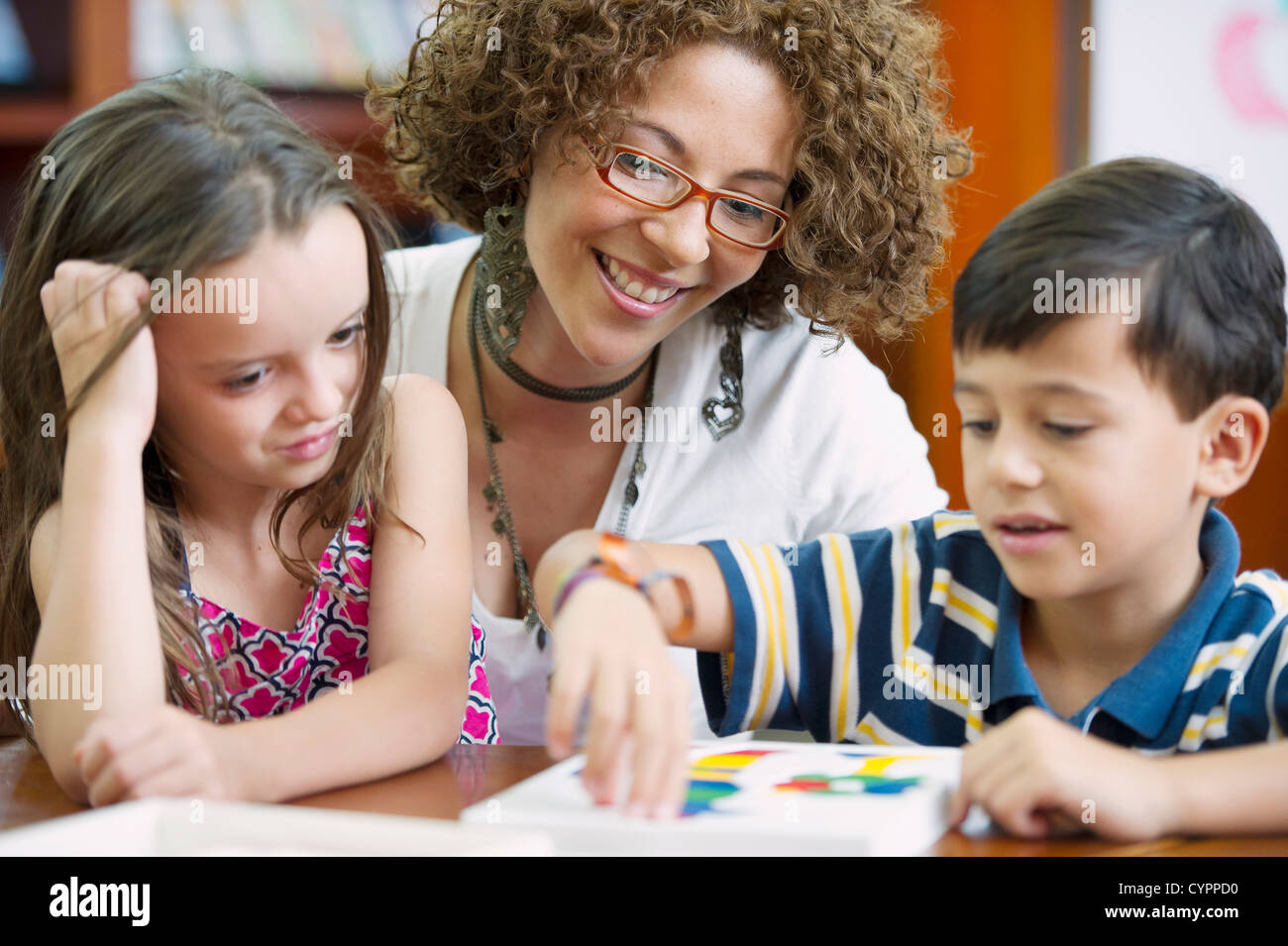 Colombian students school hi-res stock photography and images - Alamy
