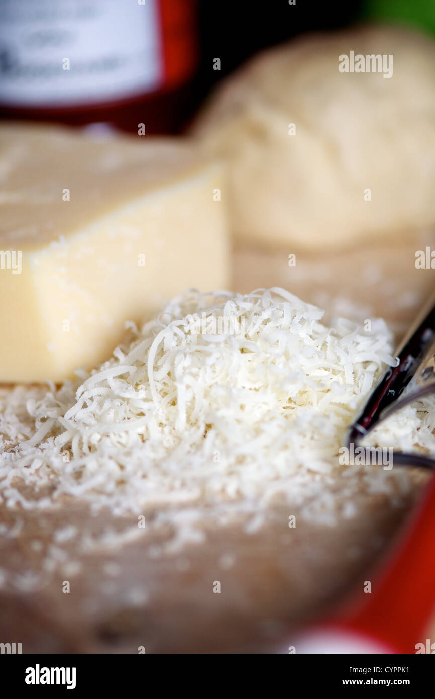 Grated parmesan hi-res stock photography and images - Alamy