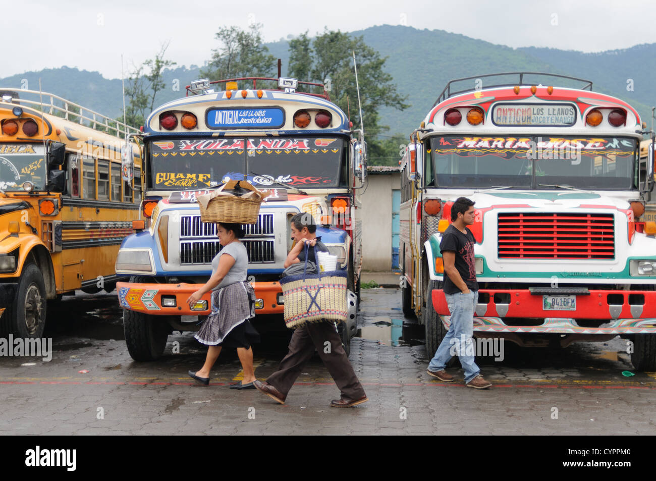 Chicken bus guatemala hi-res stock photography and images - Alamy