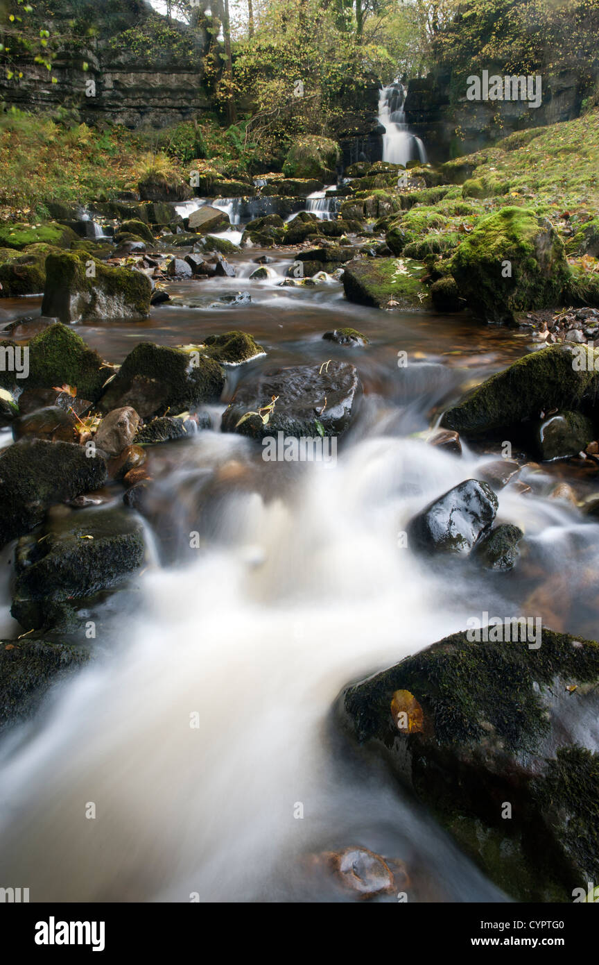 Scarr House waterfalls along the B6270 in Swaledale between Thwaite and ...
