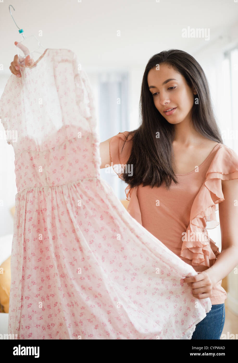 Getting dressed child dress hi-res stock photography and images - Alamy