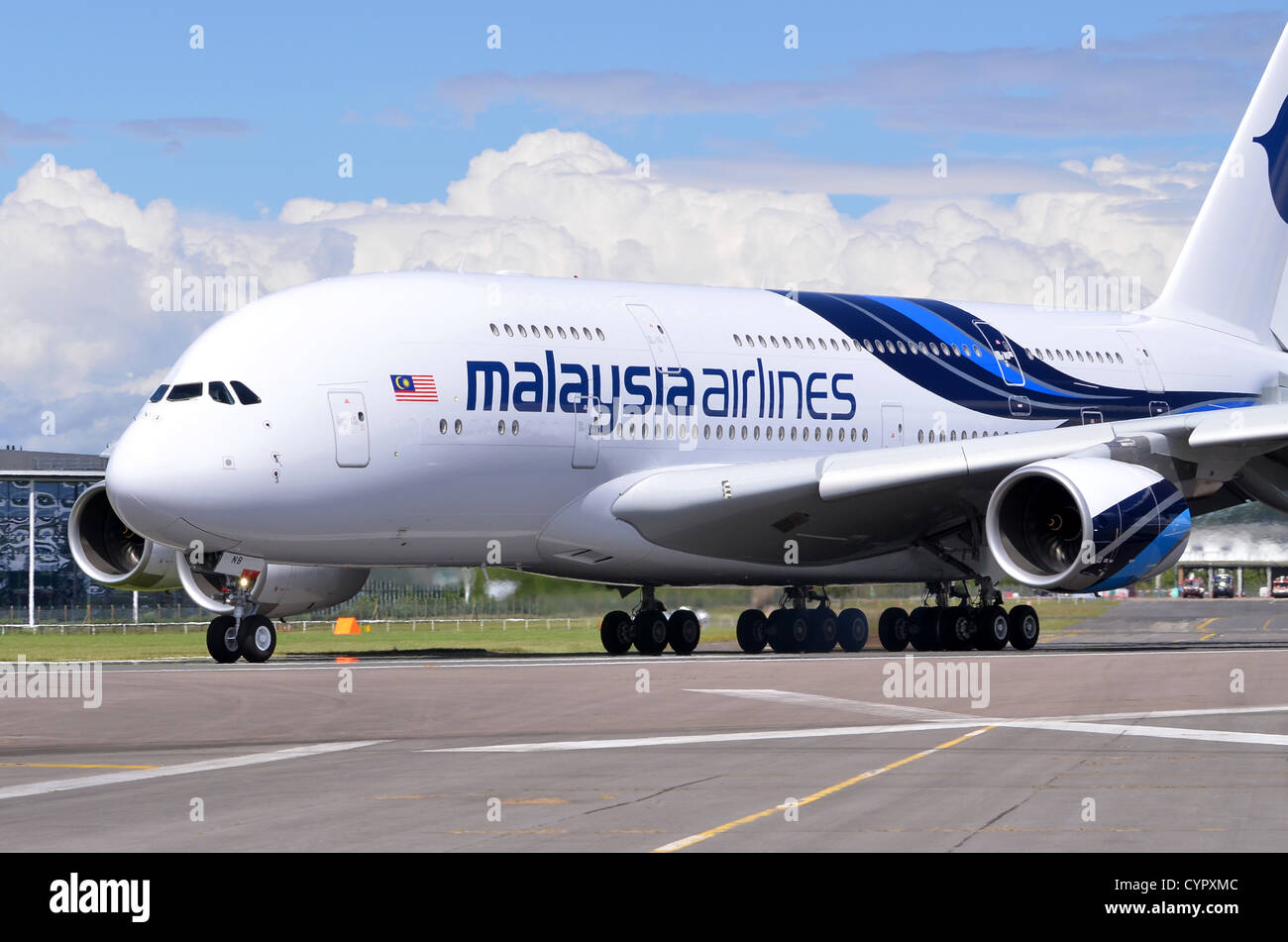 Malaysia airlines a380 hi-res stock photography and images - Alamy