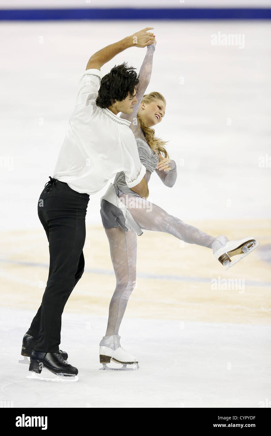 Kaitlyn Weaver, Andrew Poje (CAN), NOVEMBER 3, 2012 - Figure Skating : Kaitlyn Weaver and Andrew ...