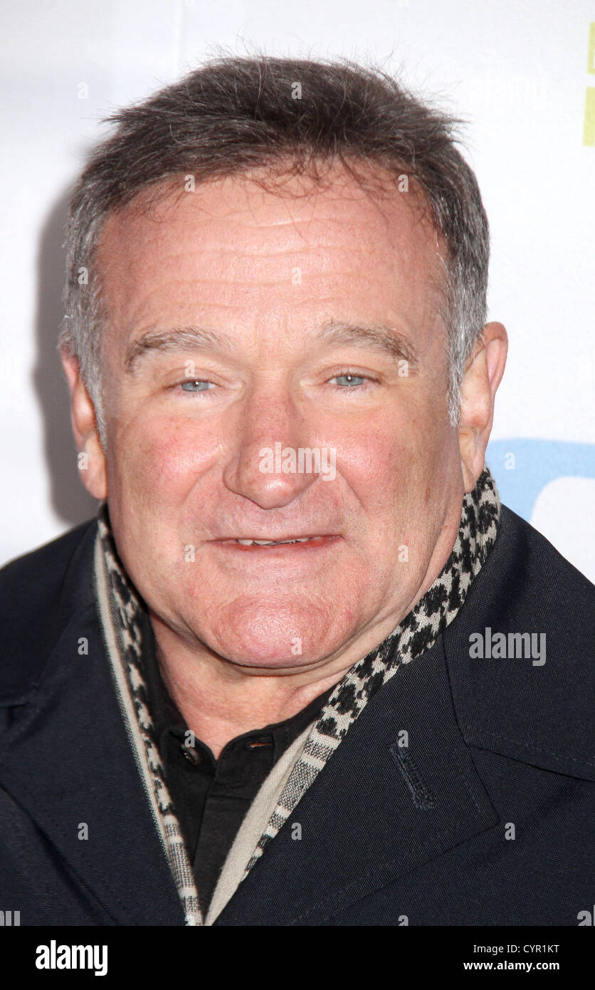 Robin williams stand up hi-res stock photography and images - Alamy