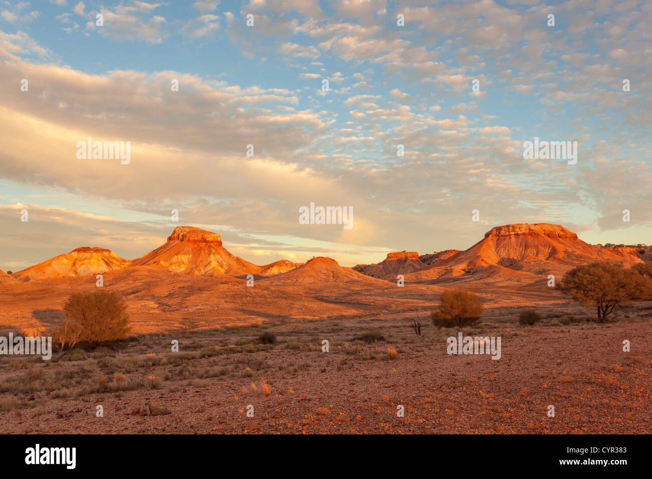 Sunrise in the Painted Desert near Arckaringa Station in outback South ...