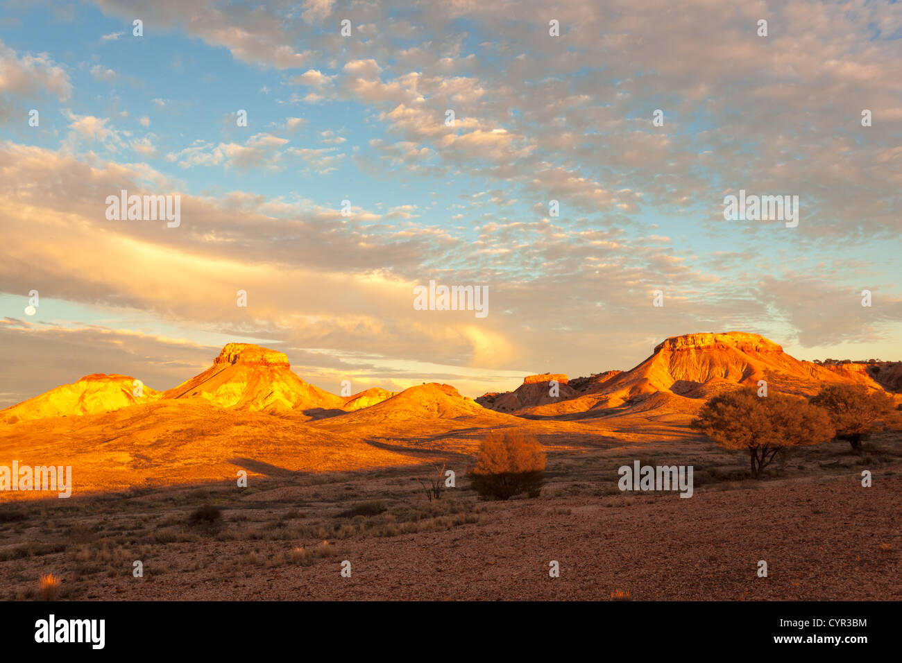 Sunrise in the Painted Desert near Arckaringa Station in outback South ...