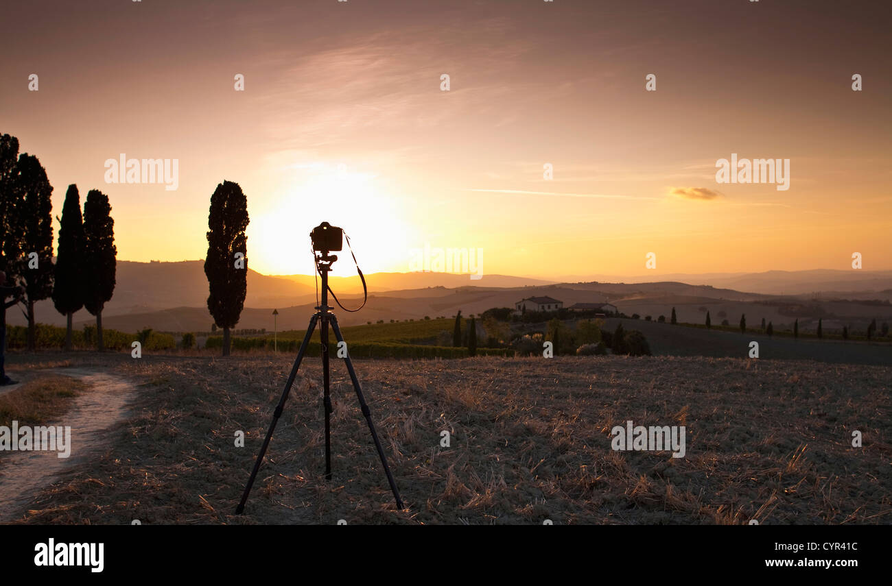 Tripod sunset hi-res stock photography and images - Alamy