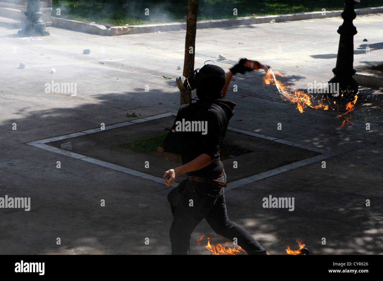 Clashes in the center of Athens during a demonstration. Hundreds of ...