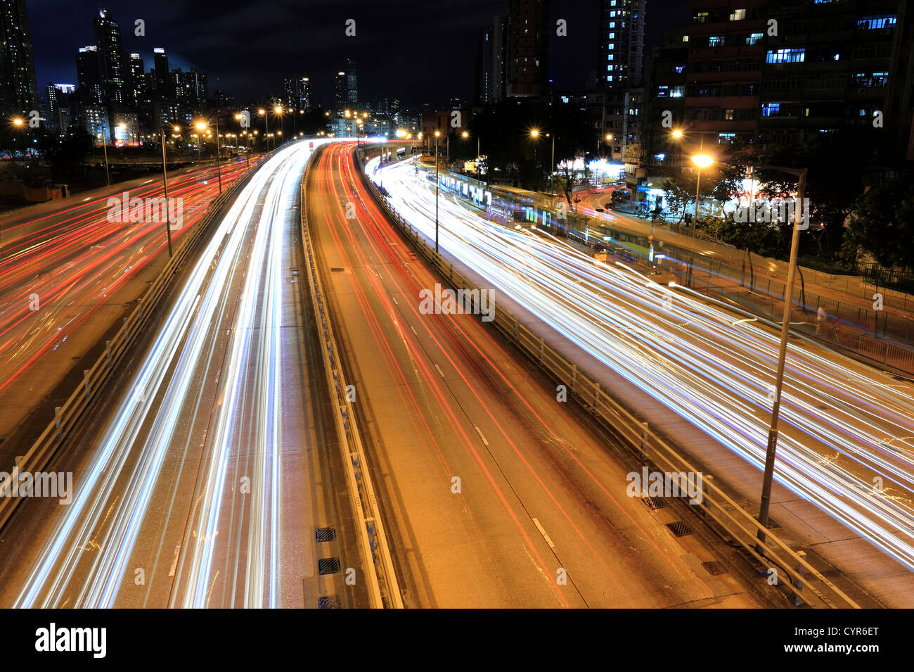 Bus Driving Through Bridge Street High Resolution Stock Photography and ...