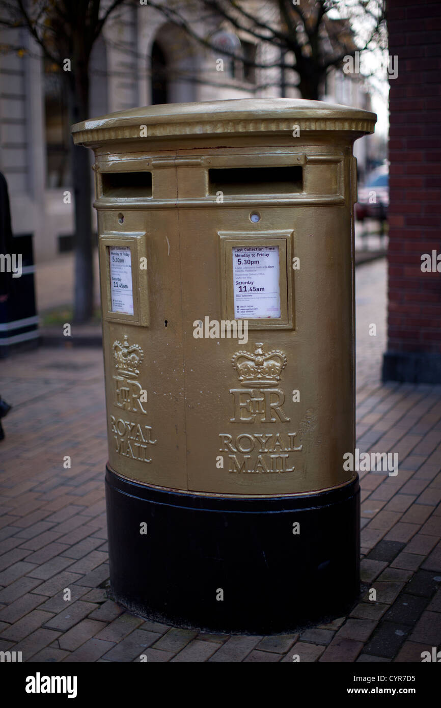 Olympics gold post box hi-res stock photography and images - Alamy