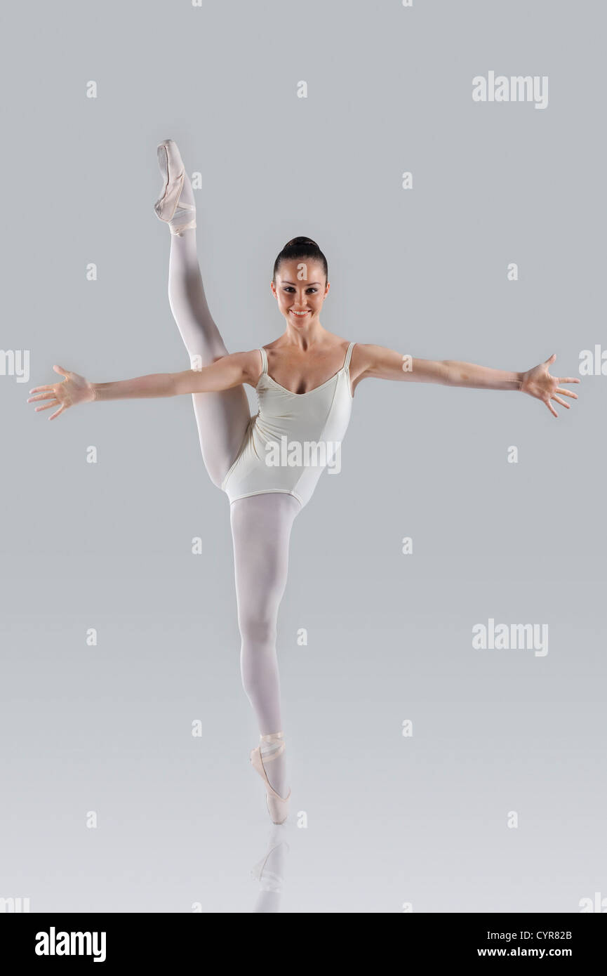 Proffessional female ballet dancer isolated in studio Stock Photo - Alamy