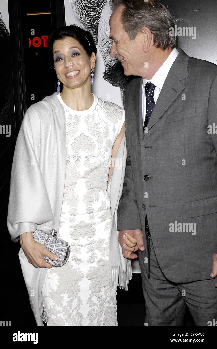 Dawn Jones, Tommy Lee Jones at arrivals for AFI FEST 2012 Closing Night ...