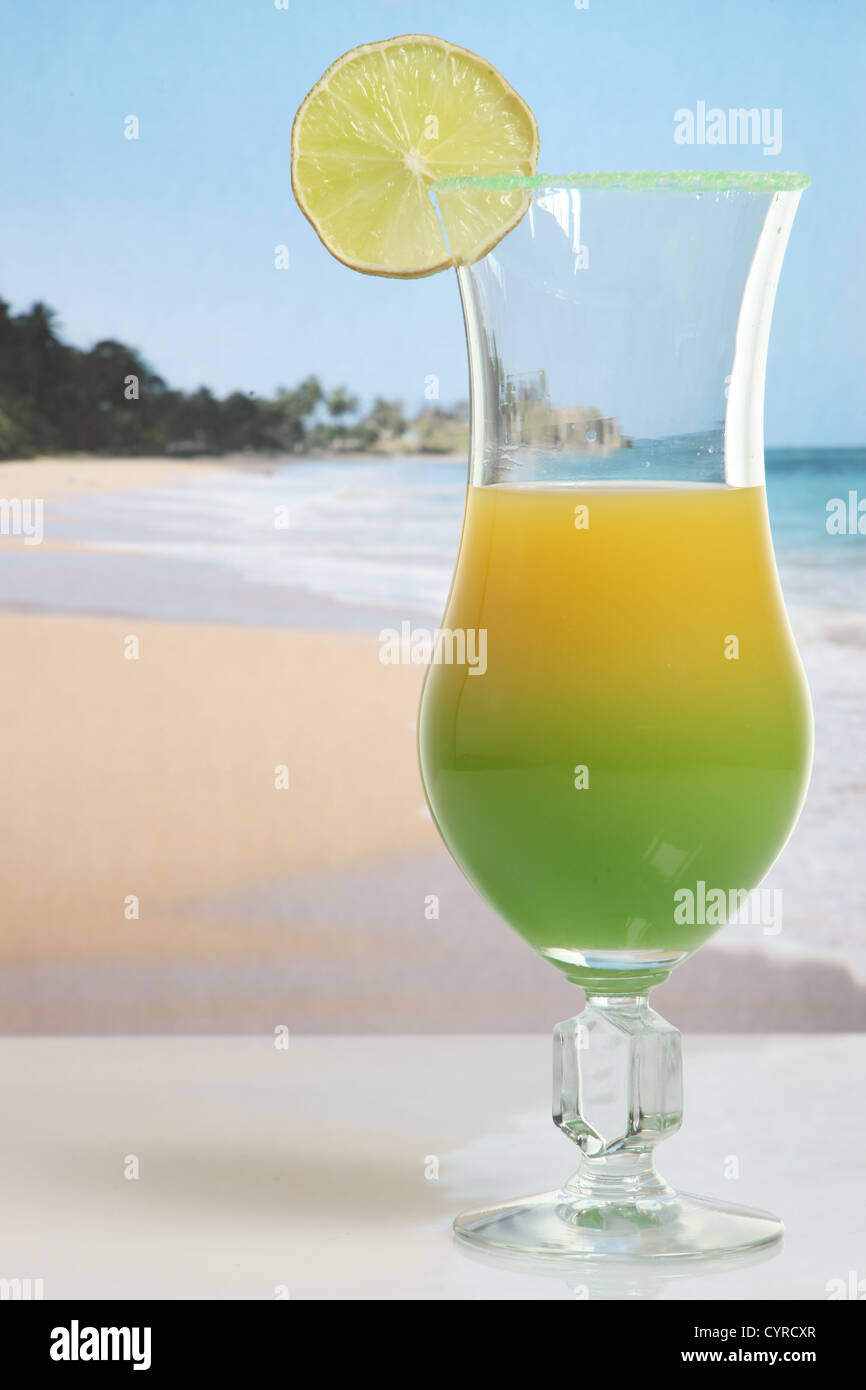 cocktail on the beach Stock Photo - Alamy