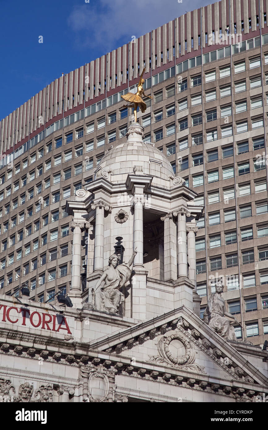 London, Victoria The Victoria Palace theatre Stock Photo - Alamy