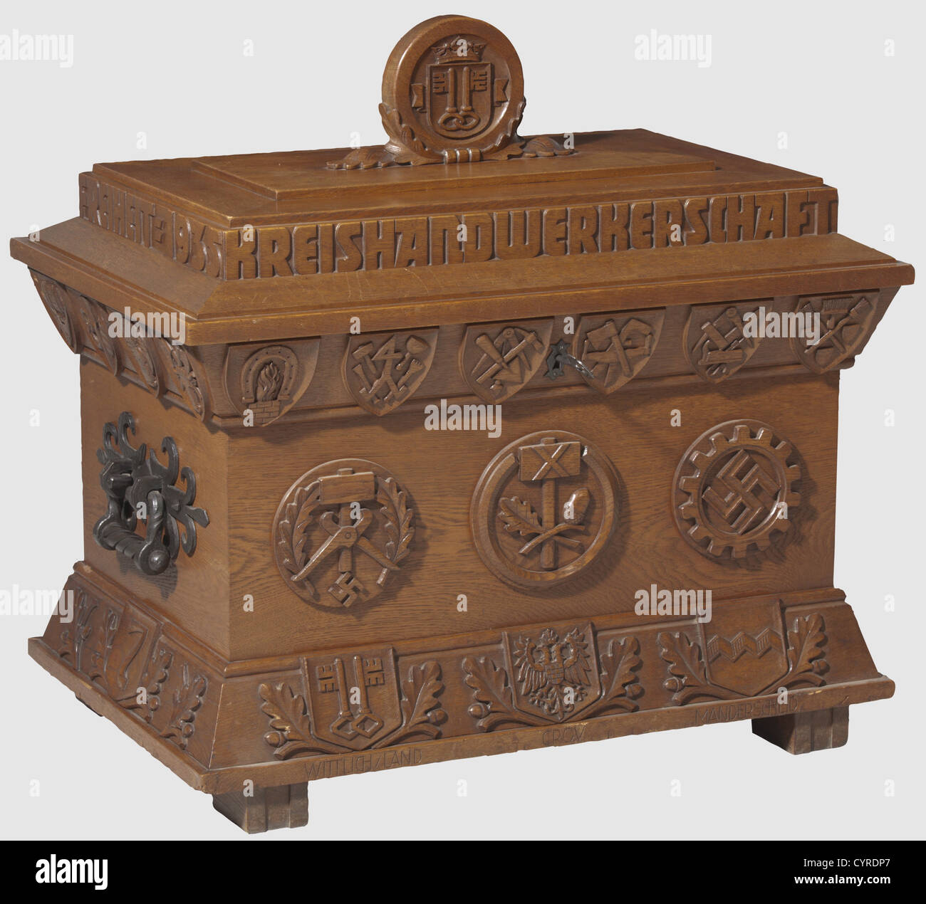 Guild symbols hi-res stock photography and images - Alamy