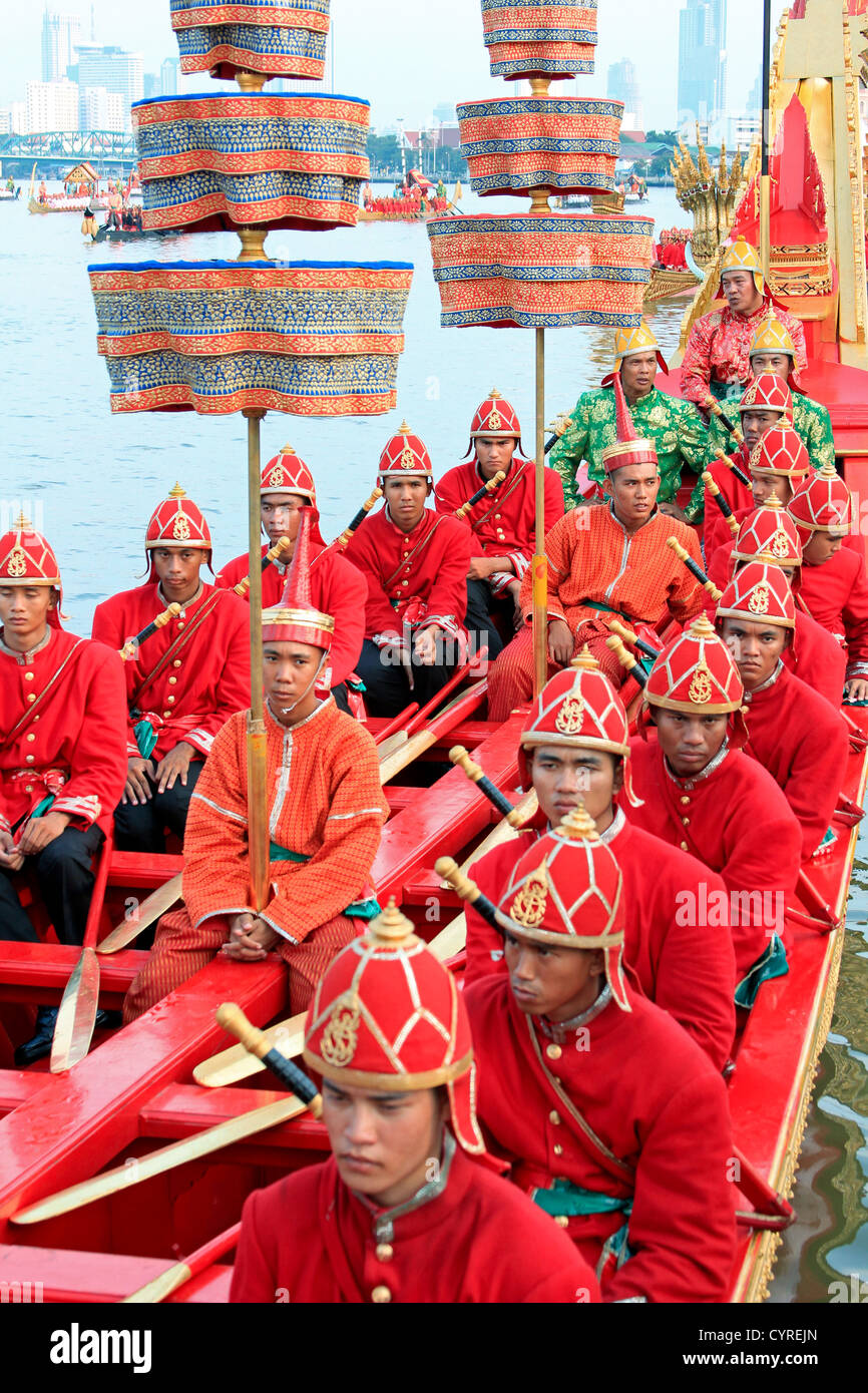 The Royal Barge Procession, Bangkok, Thailand 2012 Stock Photo - Alamy