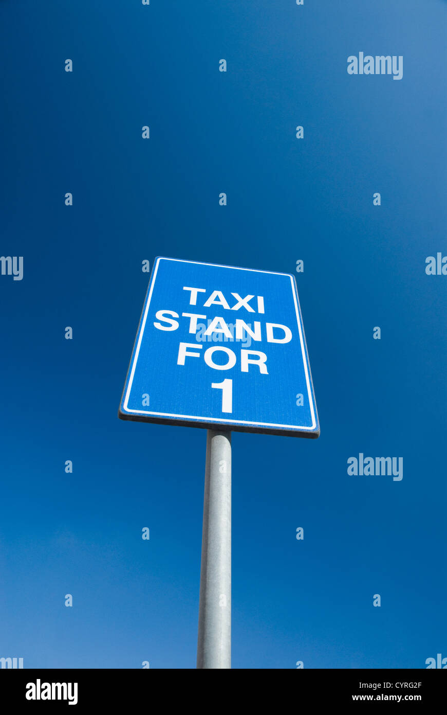 Taxi stand sign board hi-res stock photography and images - Alamy
