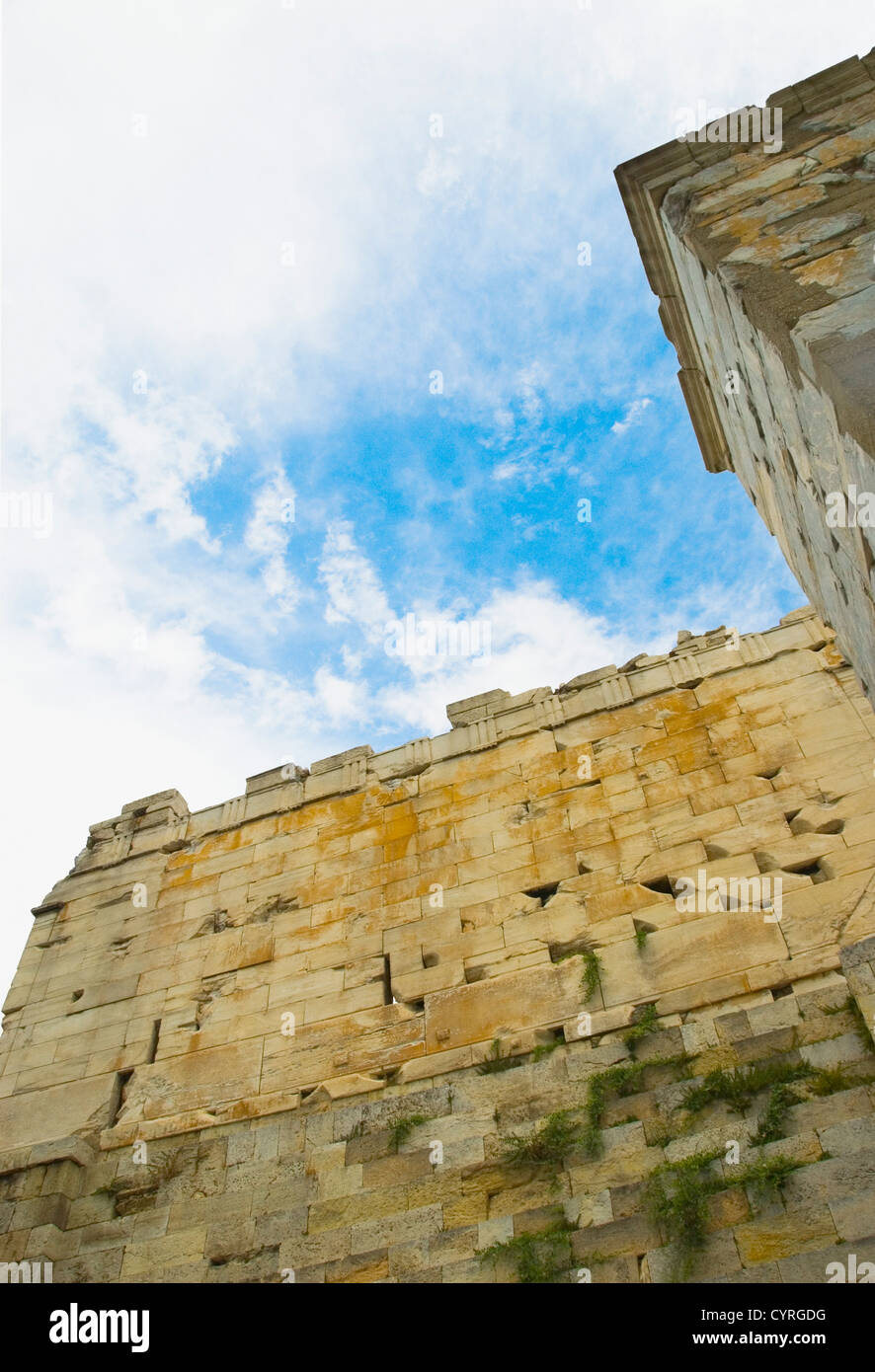 Low angle ruined wall hi-res stock photography and images - Alamy