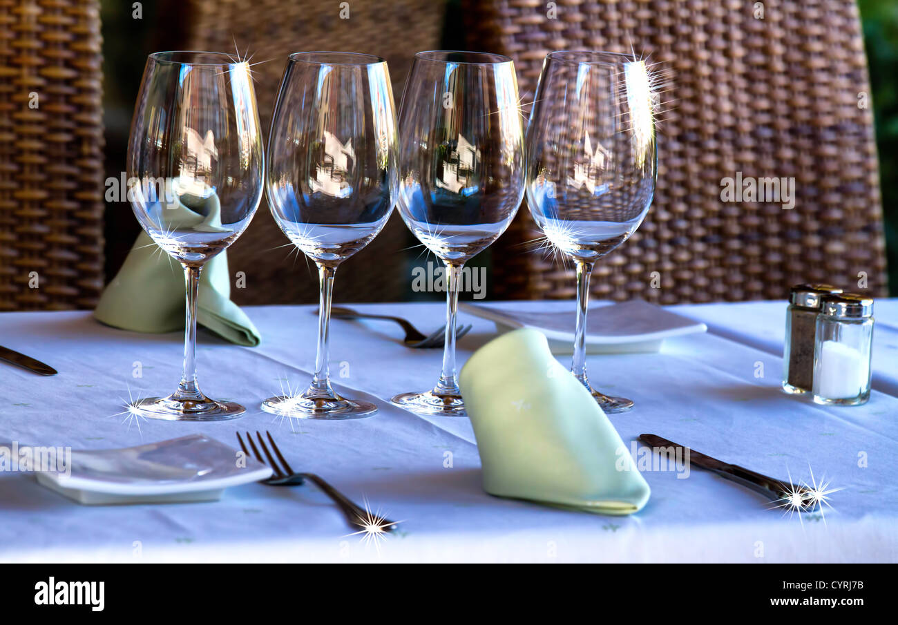 Ready table in the restaurant for the guests Stock Photo - Alamy