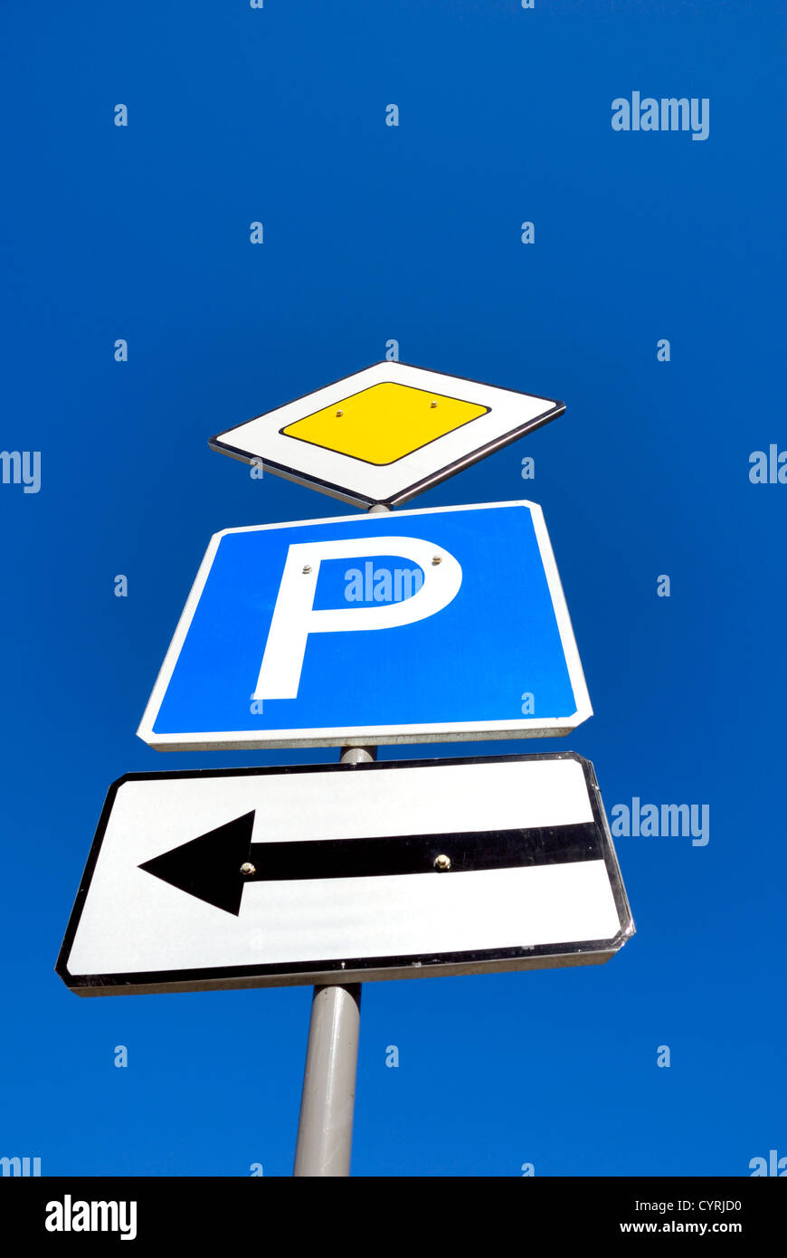Dark blue sign hi-res stock photography and images - Alamy