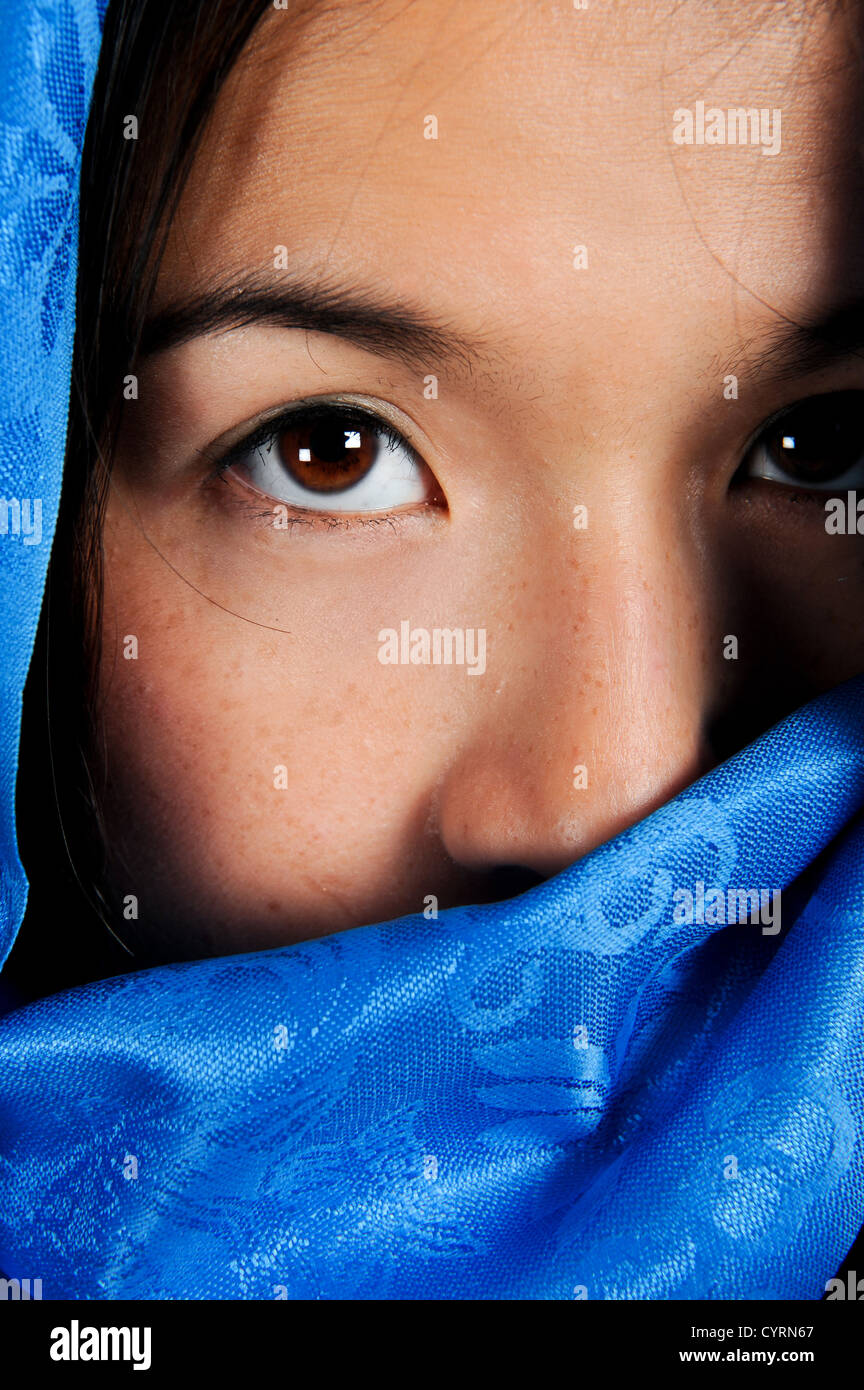 Asian fabric hi-res stock photography and images - Alamy