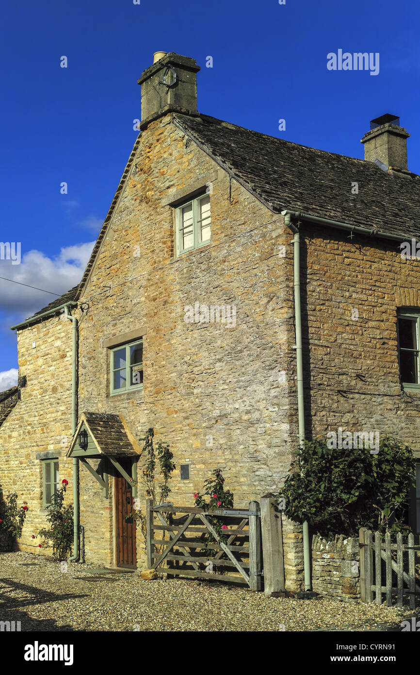 English village communities hi-res stock photography and images - Alamy
