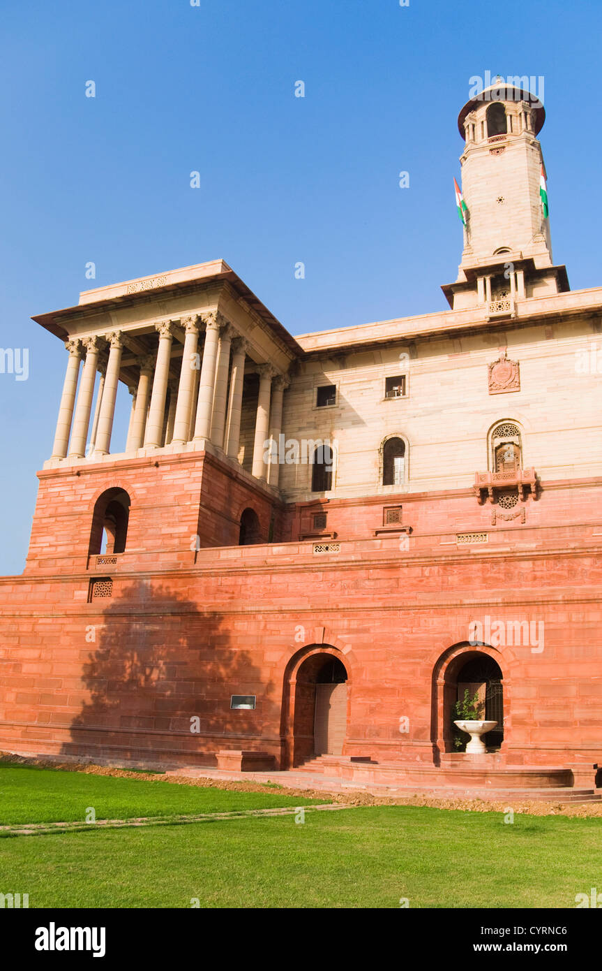 Low angle view of a government building, Rashtrapati Bhavan, New Delhi ...