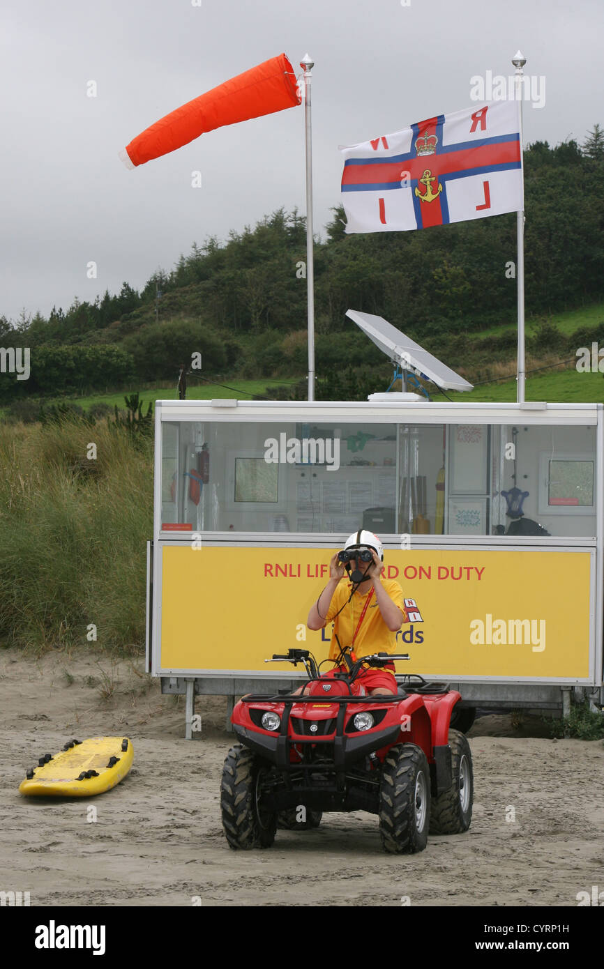 Lifeguard quad hi-res stock photography and images - Alamy