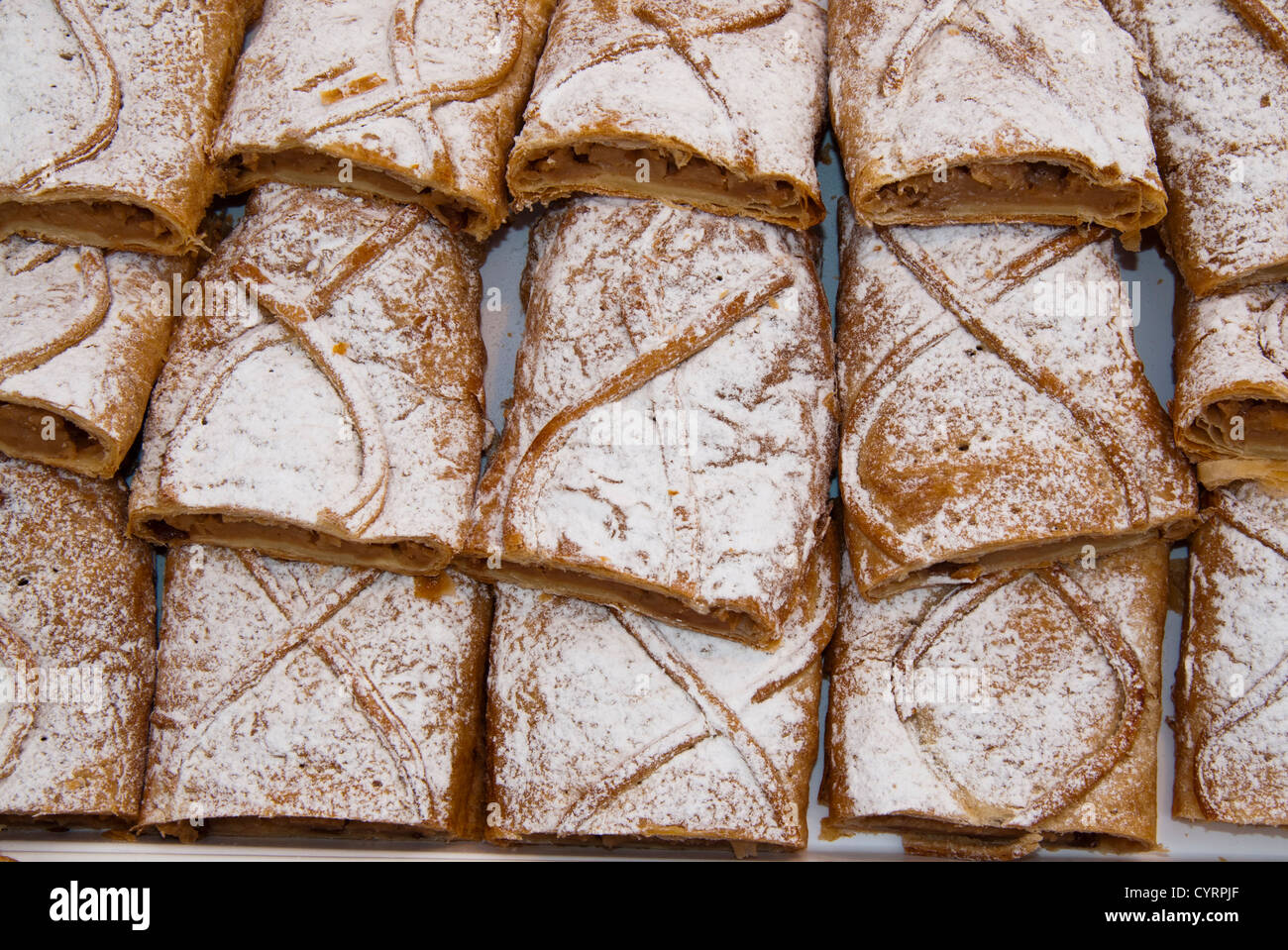 Strudel Austria High Resolution Stock Photography and Images - Alamy