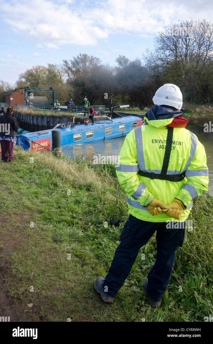 Sunken canal narrow boat hi-res stock photography and images - Alamy