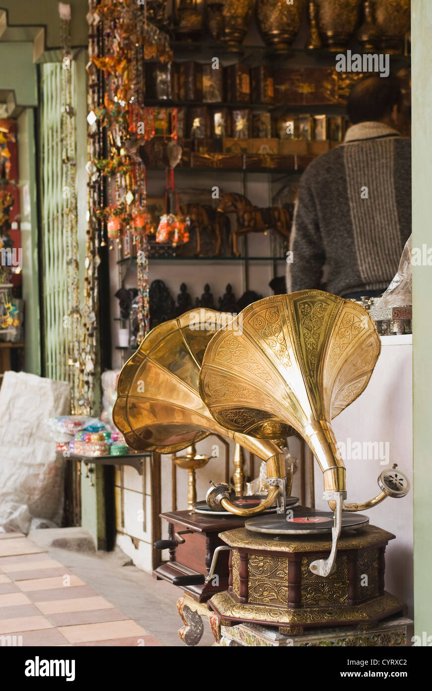 Musical gramophones antique hi-res stock photography and images - Alamy