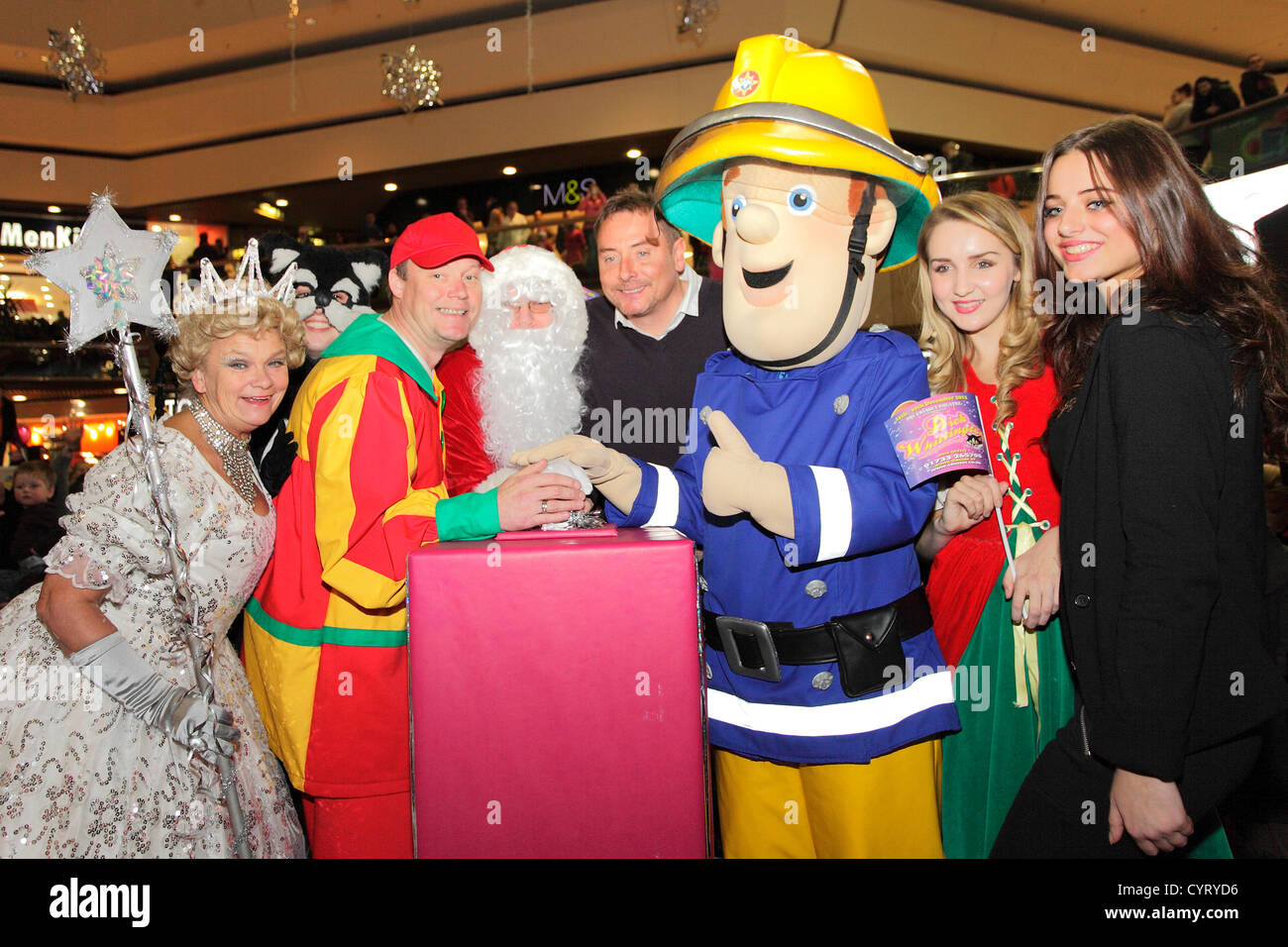 Ricky Groves ( AKA Gary in Eastenders ) Kev Lawrence ( Heart FM Radio ...