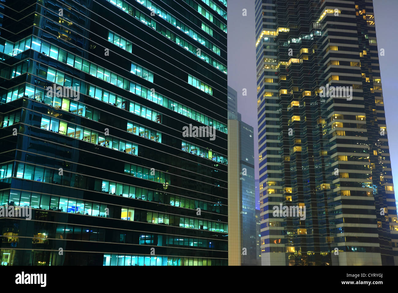 City center offices hi-res stock photography and images - Alamy