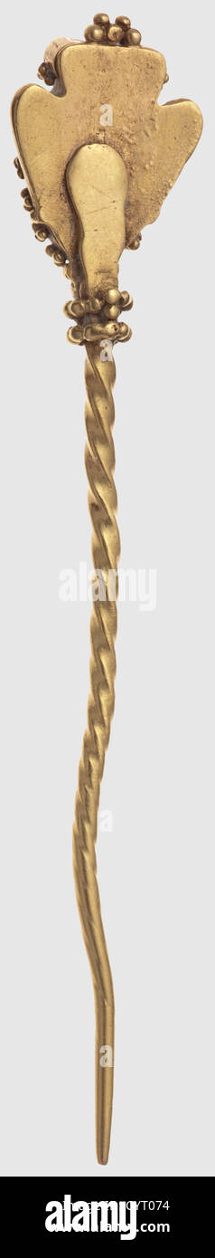 A Roman gold fibula set with a almandine, 2nd / 3rd century A.D. Sturdy ...