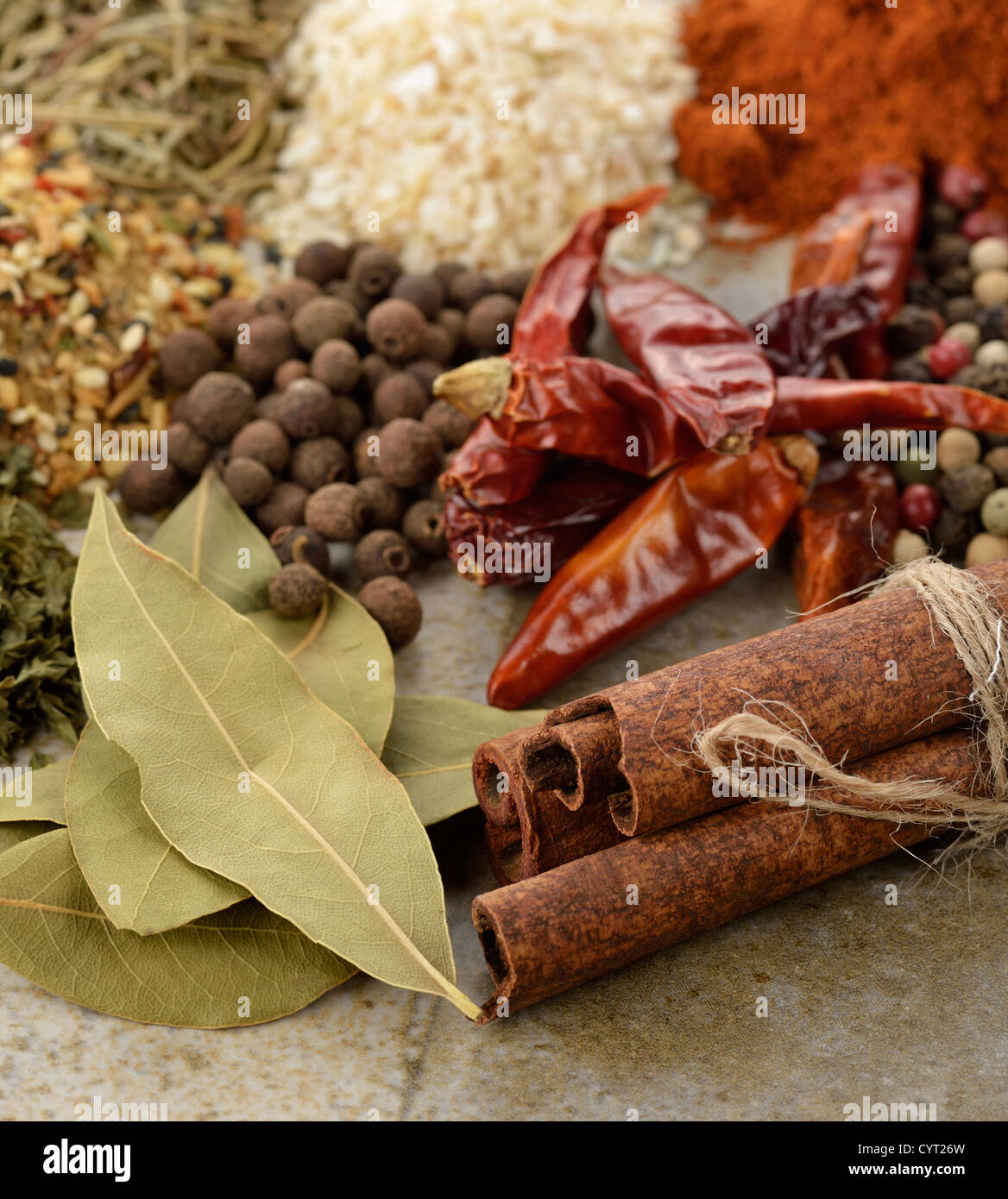 Cinnamon herbs hi-res stock photography and images - Alamy