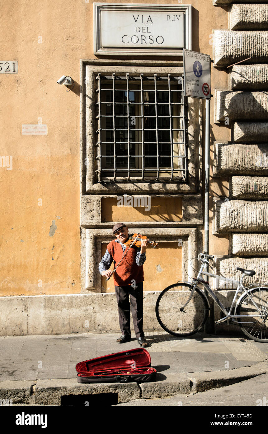 Via del corso rome hi-res stock photography and images - Alamy
