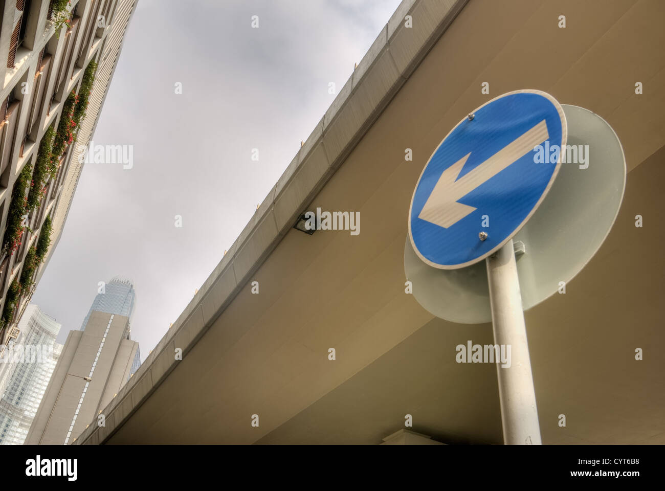 Traffic arrow sign hi-res stock photography and images - Alamy