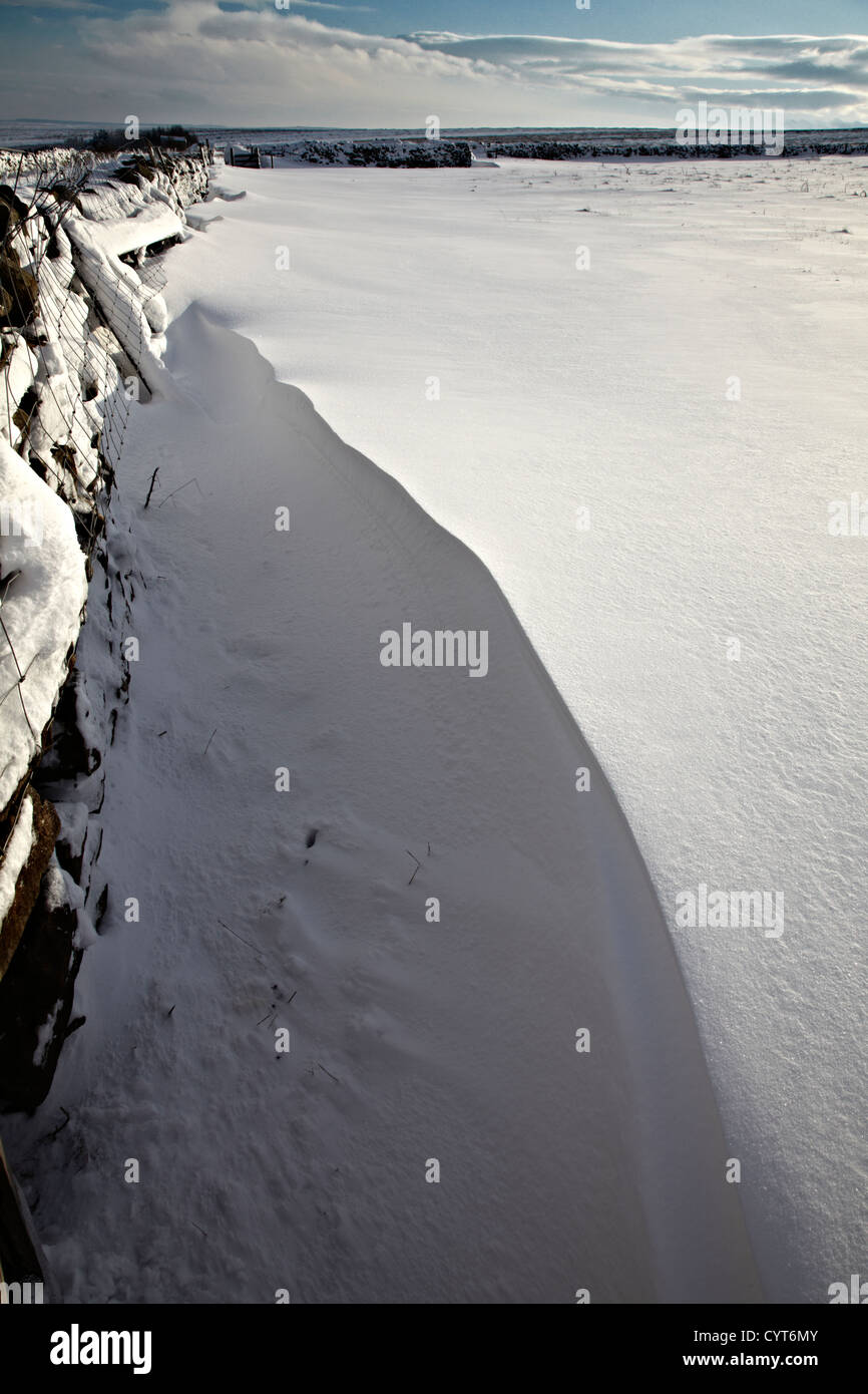 Deep snowdrifts hi-res stock photography and images - Alamy