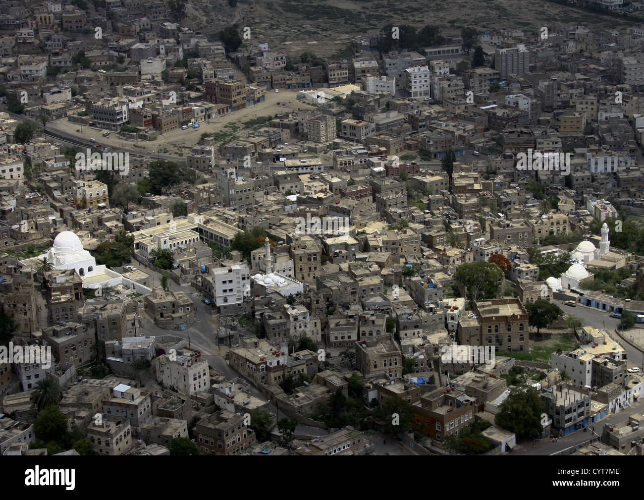 Overview Of White Taiz Mosques And Of The City, Taiz, Yemen Stock Photo ...