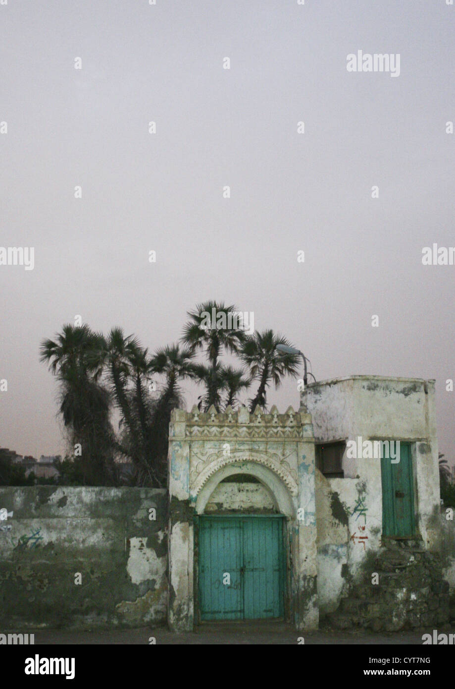 Turquoise Gate At Dusk, Al Hodeidah, Yemen Stock Photo - Alamy