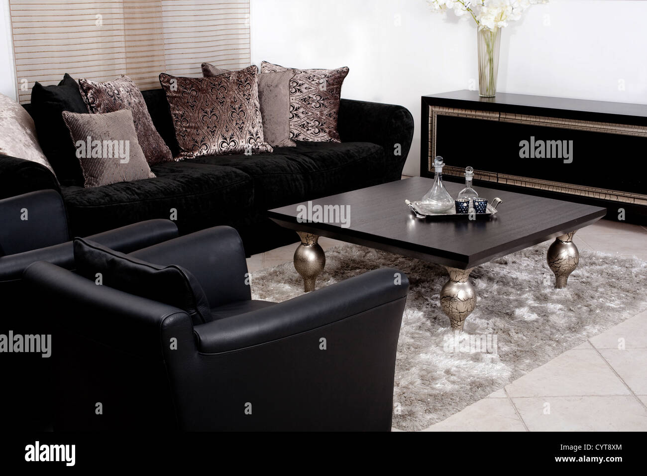 Royal room design hi-res stock photography and images - Alamy