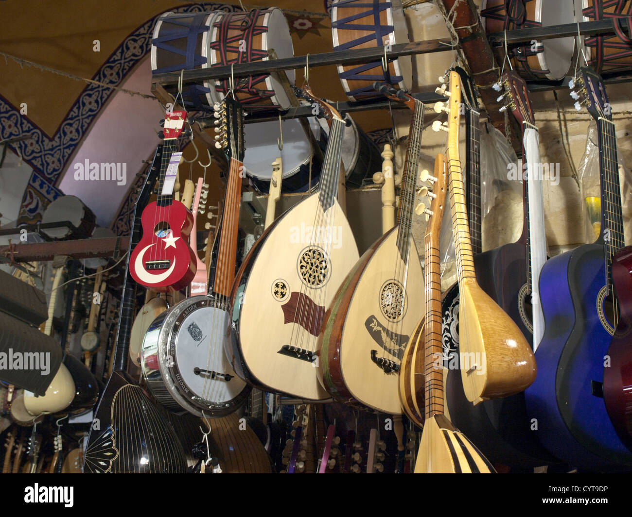 Traditional middle east musical instruments hi-res stock photography ...