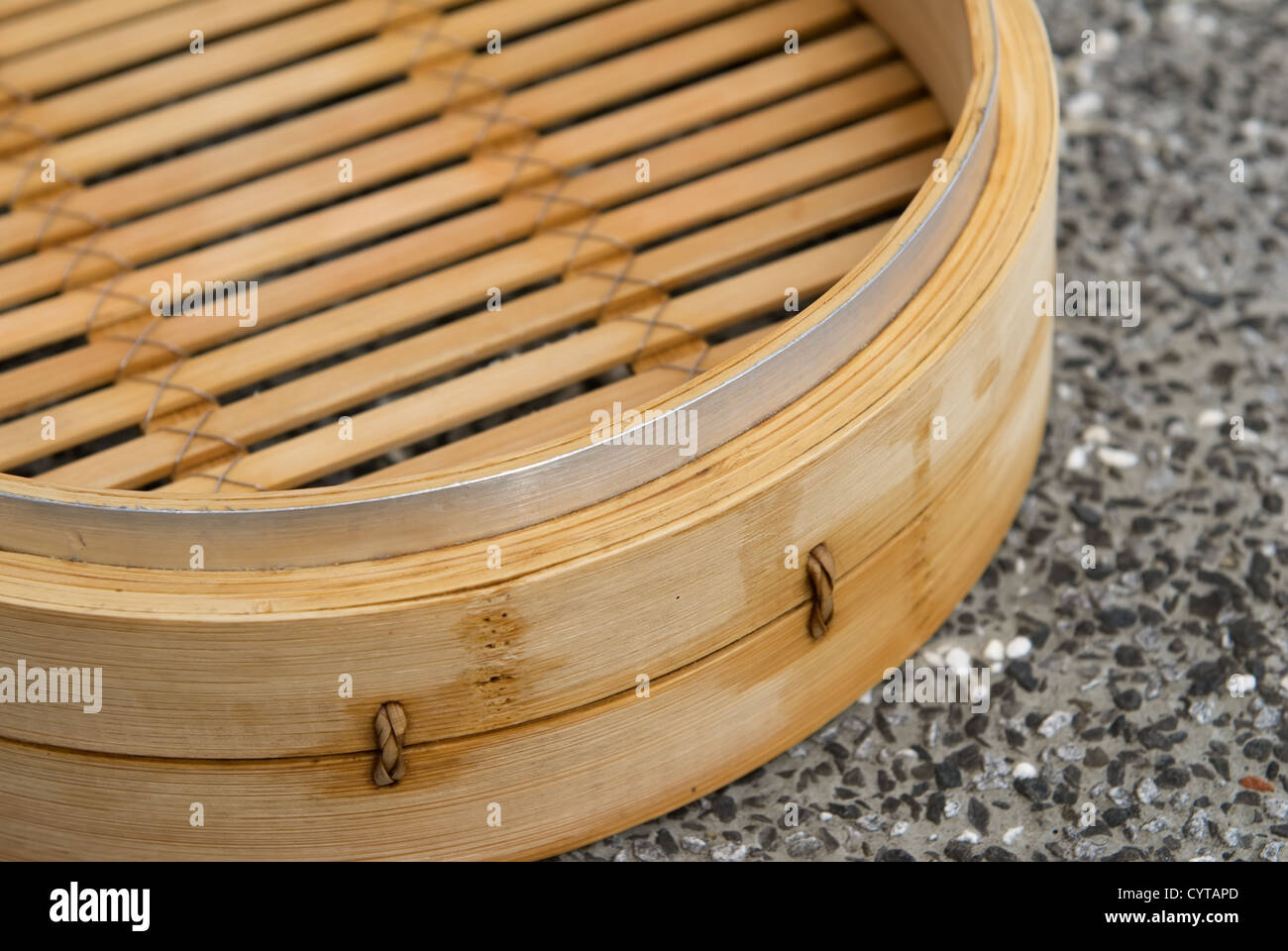 Stack of bamboo steamer hi-res stock photography and images - Alamy