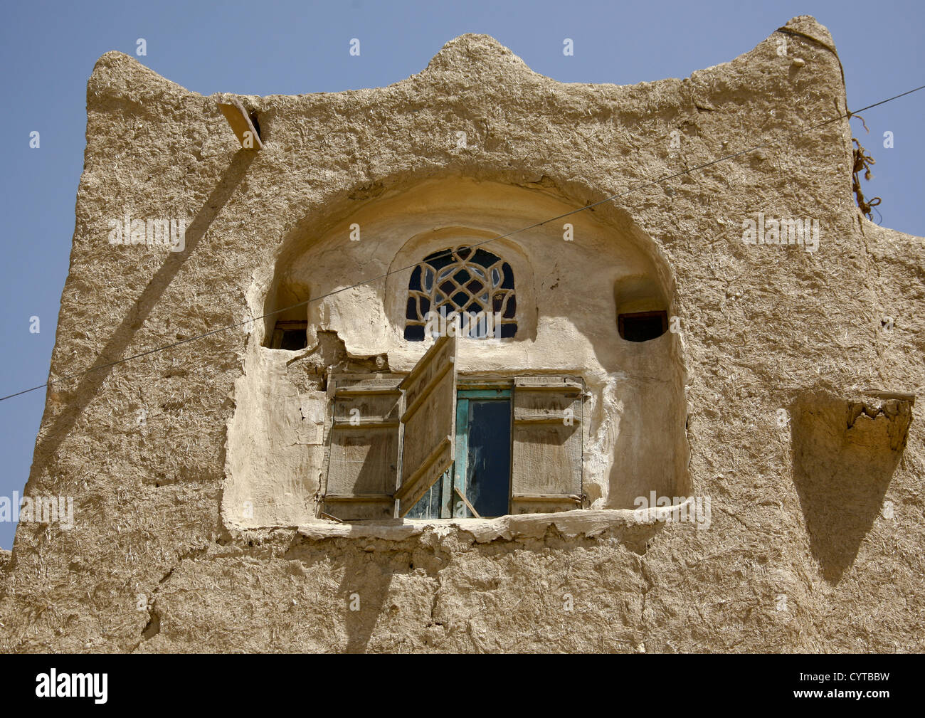 Sculpted Window In Amran, Yemen Stock Photo - Alamy