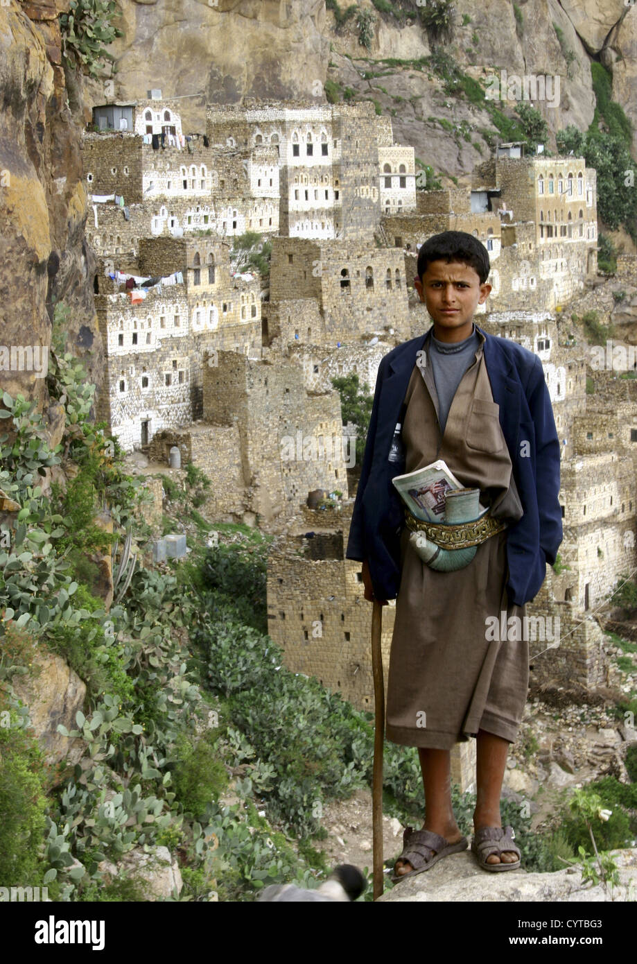 Yemen traditional costume hi-res stock photography and images - Alamy