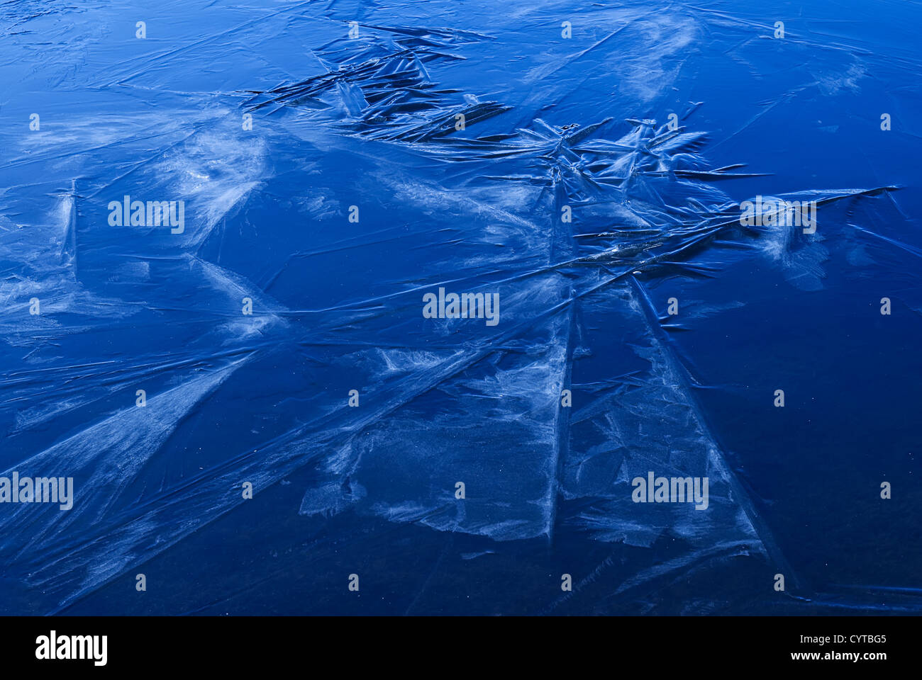 Beautiful strange iced pond surface texture in white Stock Photo - Alamy