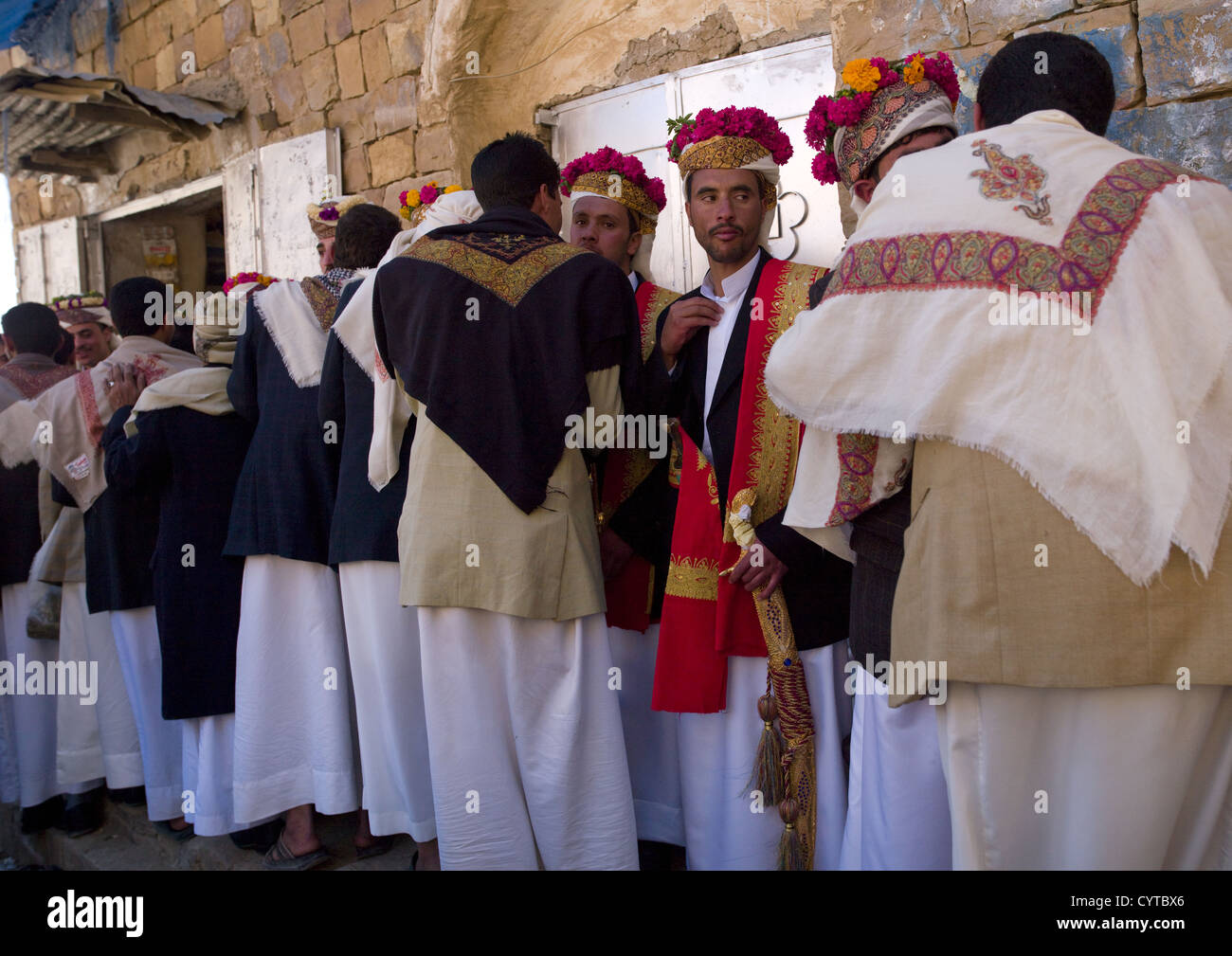 Traditional yemeni clothes hi-res stock photography and images - Alamy